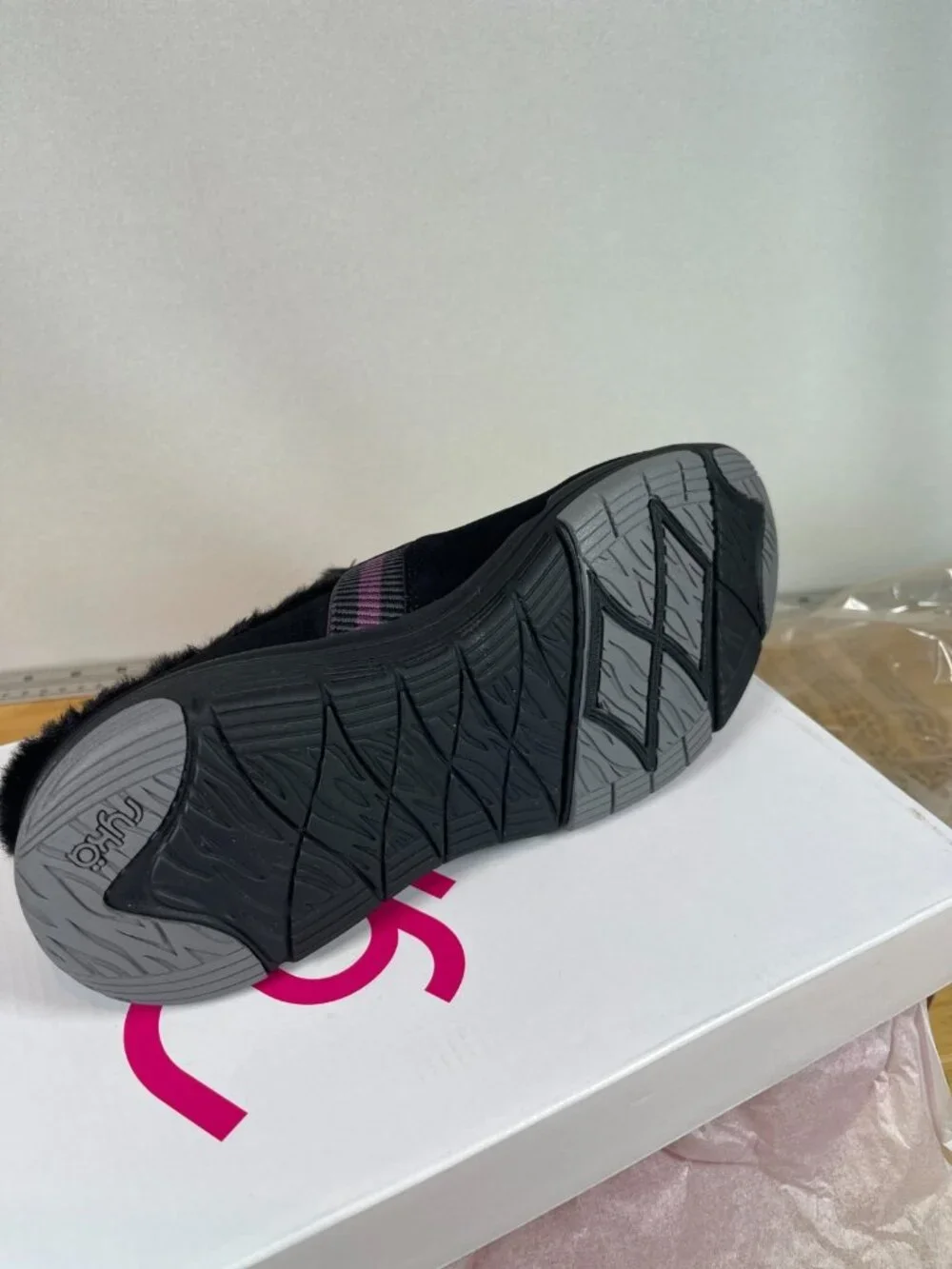Ryka | Shoes | Ryka Alaska Black Slip On Shoes Womens 8m Faux Fur ...
